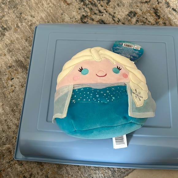 Disney | Toys | Disneys Original Shish Mellow Elsa Pillow In Pretty ...